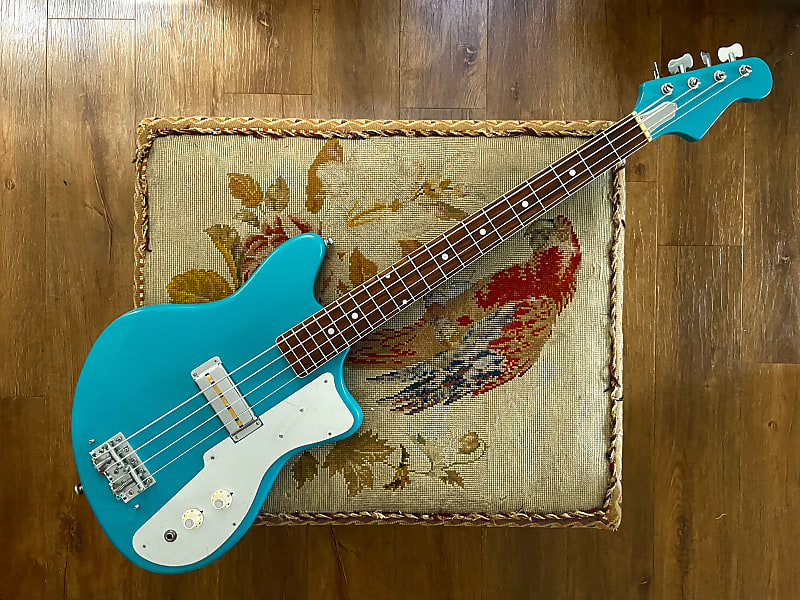 Teisco Orpheus Vintage 1960s Short Scale Bass Miami Blue | Reverb UK
