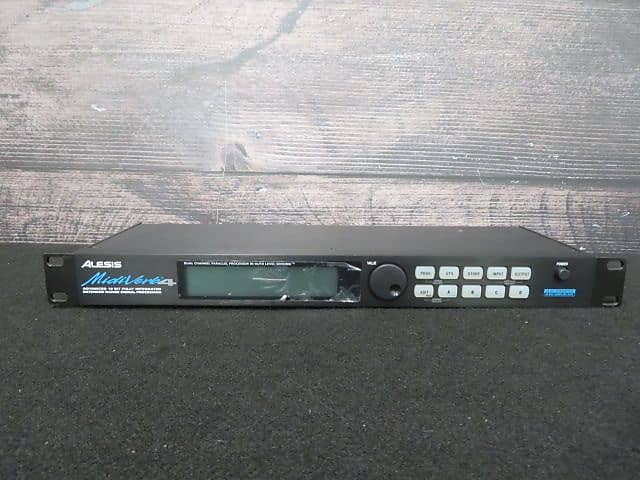 Alesis MIDIVerb 4 Vocal Effects Processor (Huntington, NY) | Reverb
