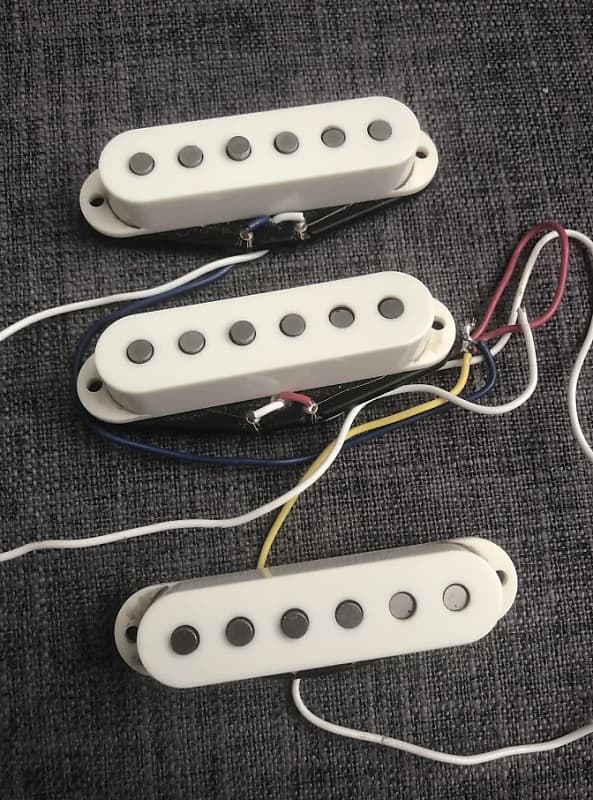 Fender U.S.A. Standard Stratocaster Pickups - Staggered Pole | Reverb