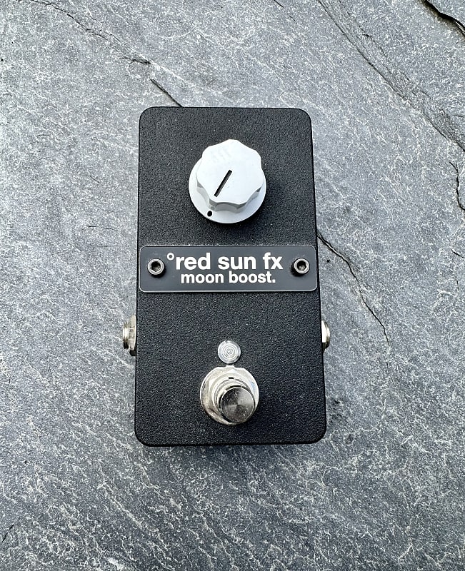 °red sun fx Moon Boost 2021 - Black | Reverb