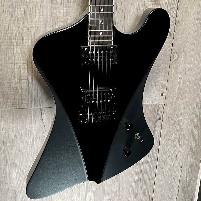 Used Sully Guitars Custom Shop Raven Black on Silver w/case | Reverb