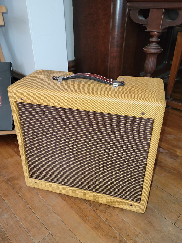 Custom 5f1 Champ Circuit 1x10 Lacquered Tweed 5 Watt Combo | Reverb