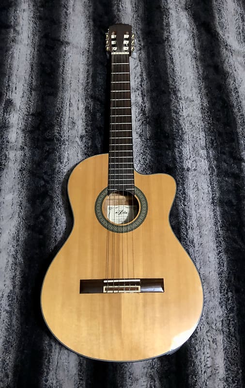 Aria AK-30CE Natural Classic Electro Acoustic HALF PRICE | Reverb UK