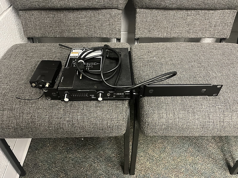 Shure PSM 600 wireless in ear system | Reverb