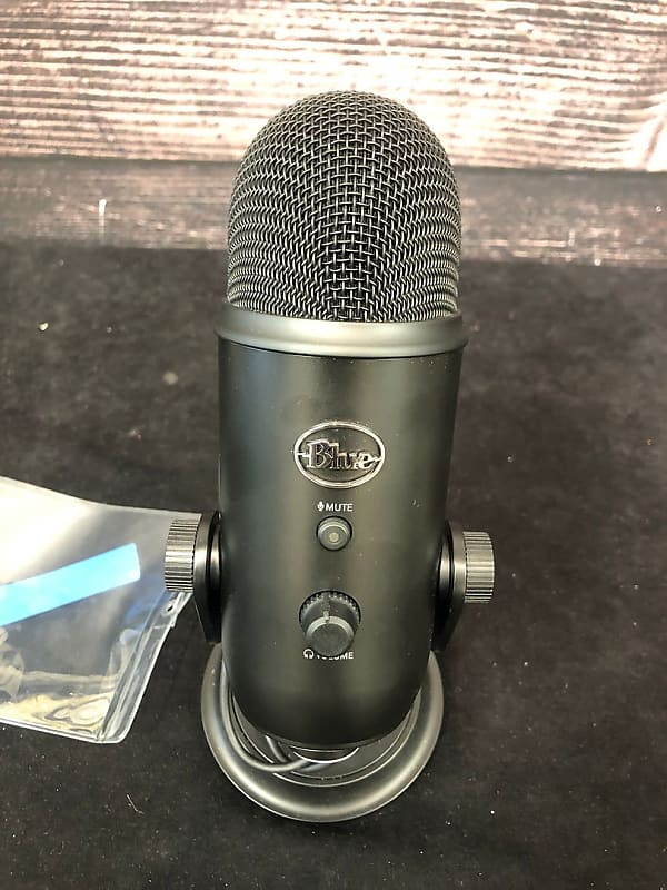 Blue Microphones Yeti USB Studio Condenser Microphone | Reverb