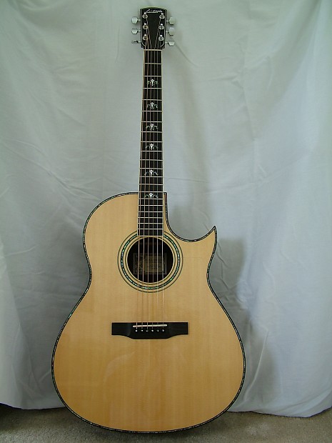 Larrivee' C10-E 1998 | Reverb