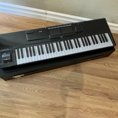 Native Instruments Komplete Kontrol S61 MK2 Vapor Gray | Reverb