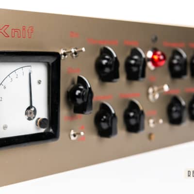 KNIF Audio Vari Mu Dual Mono Compressor | Reverb