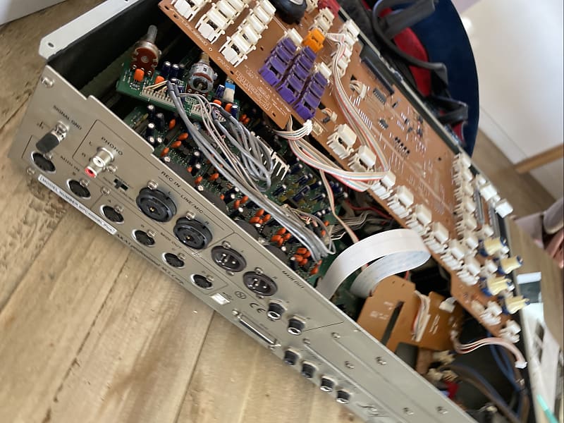 Akai MPC4000 Music Production Center | Reverb