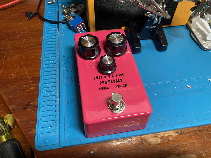 Fuzz Without a Face #68 ASX12E Germanium Fuzz by PFG | Reverb