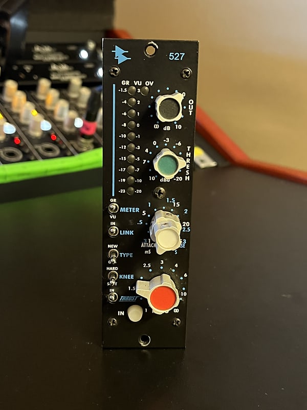 API 527 500 Series Compressor / Limiter (3/3) | Reverb France