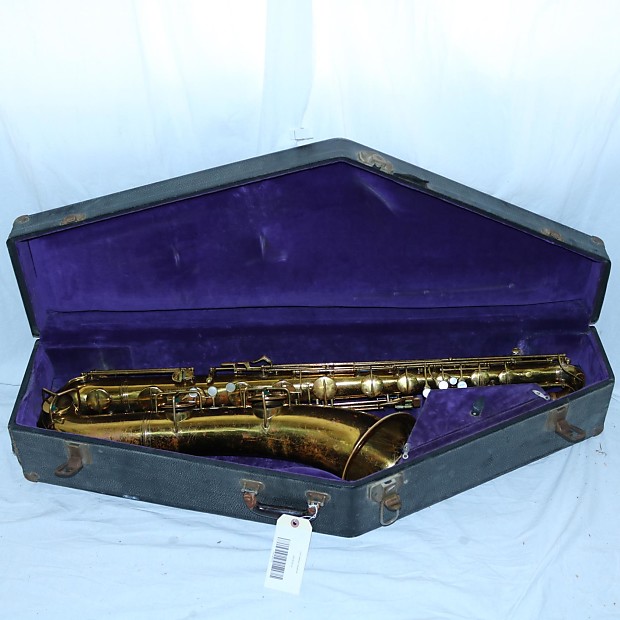 Conn Transitional 12M Baritone Saxophone in Lacquer - Rolled | Reverb