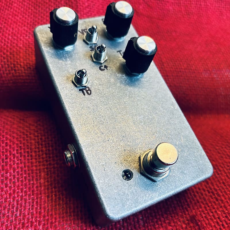 Devi Ever : FX - Cherry Pop Classic Cock Deluxe FUZZ (Clone | Reverb
