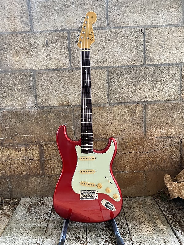 Fender 27-1000-509 1993 - Candy Apple Red | Reverb