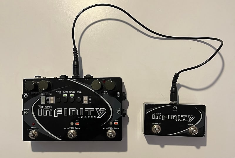 Pigtronix Infinity Loper with External Footswitch and Power | Reverb