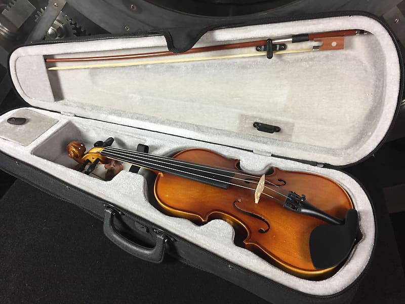 3/4 Violin w/ Bow & Case | Reverb