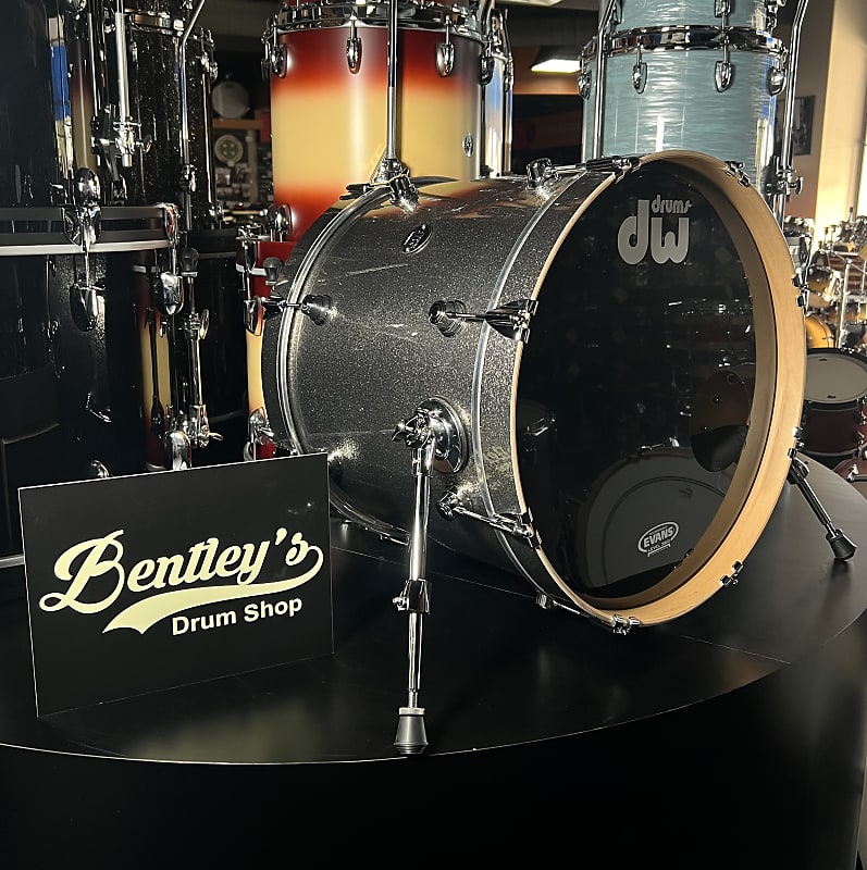 DW Performance Series 16x20" Kick Drum in RARE Titanium | Reverb UK