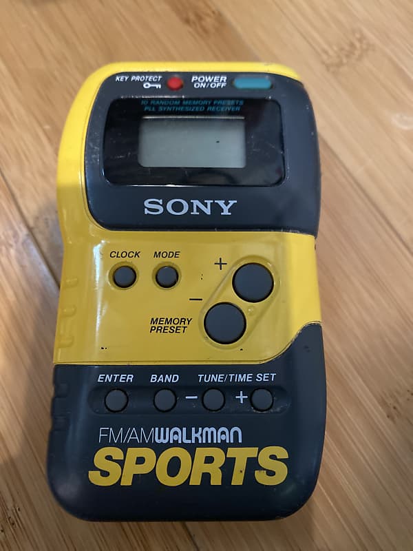 Sony Walkman FM/AM SPORTS | Reverb