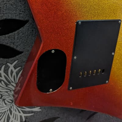 Westone Raider 1 1983 - Gold & Red Glitter. Awesome 80's | Reverb