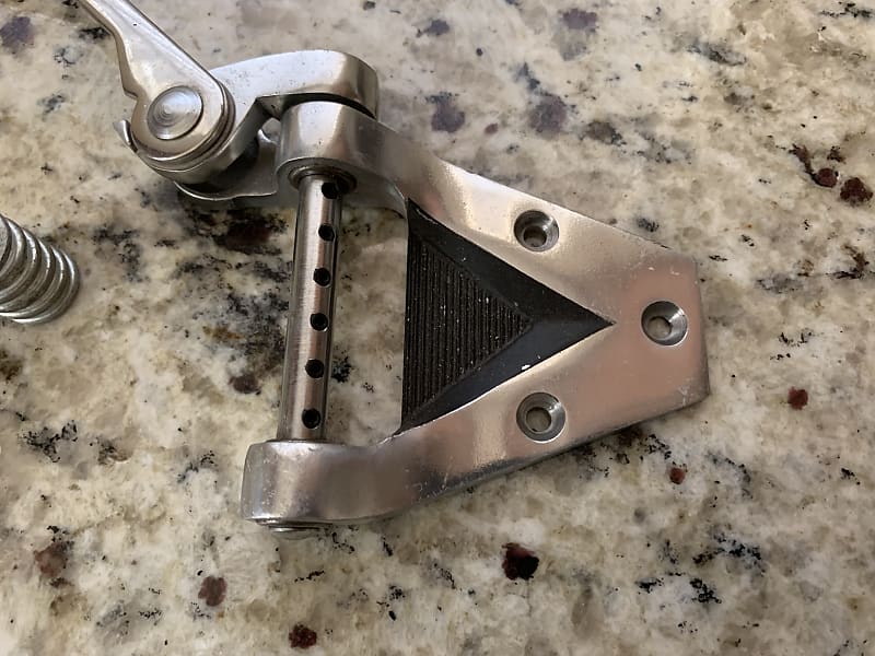 Kay Titan Tremolo 60’s Bigsby Type | Reverb