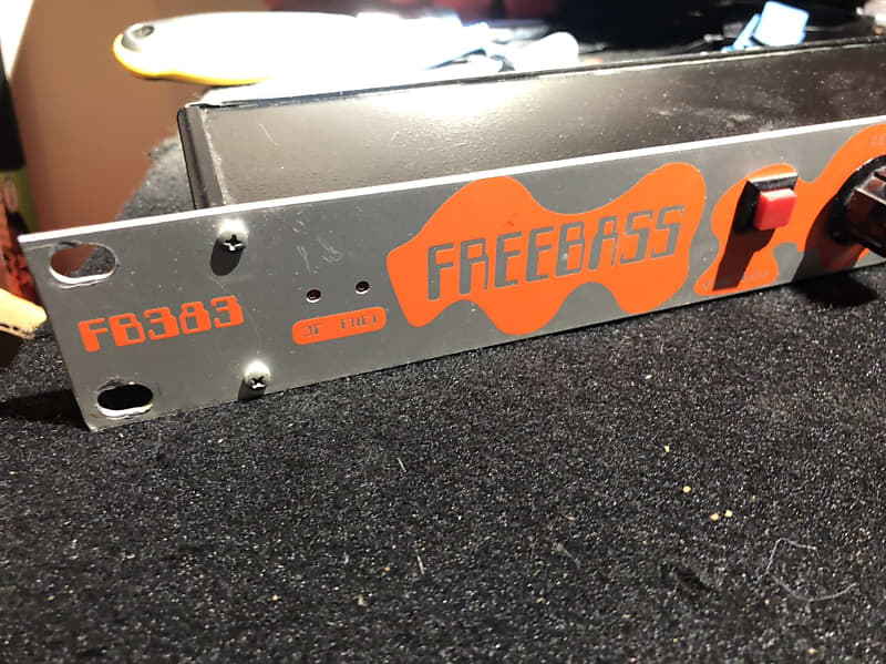 MAM FreeBass FB383 (90s TB303 clone) analog rack bass | Reverb UK