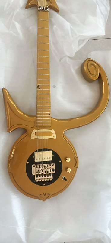 Gold Custom Prince C Cloud Guitar, Maple Neck, Rosewood | Reverb