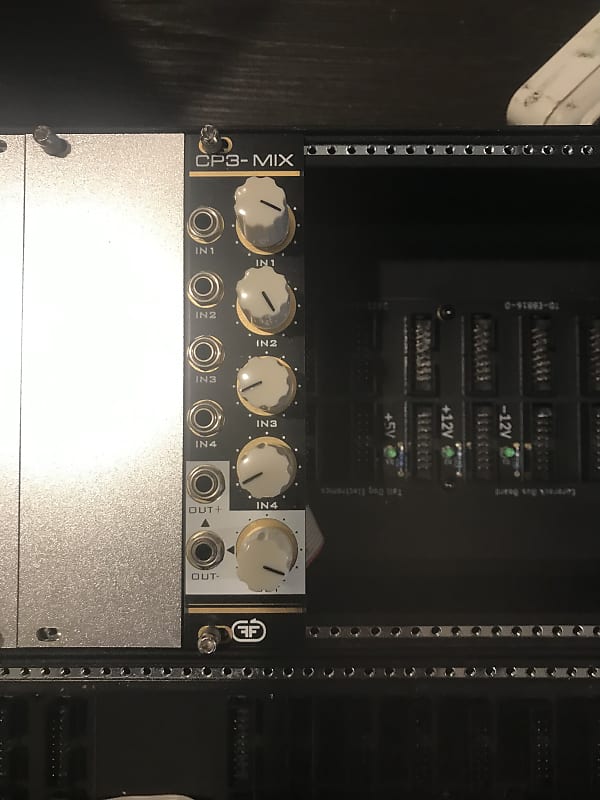 Feedback Modules CP-3 Mixer | Reverb