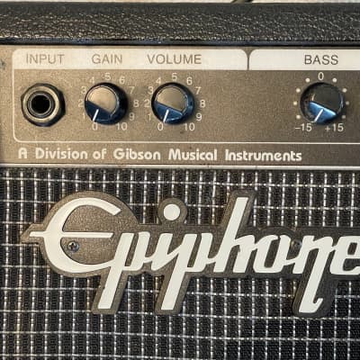Epiphone EP-800 Guitar Amplifier 8” Speaker / 15 Watts / 3 | Reverb