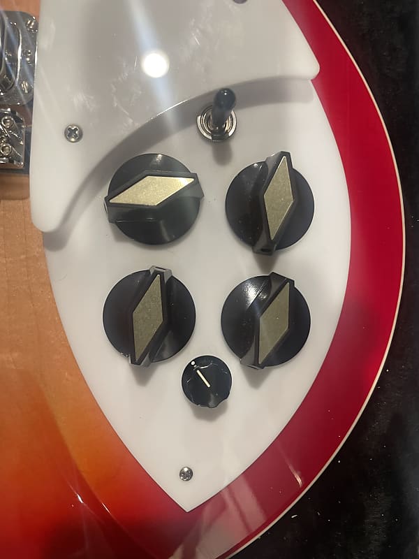 Rickenbacker Vintage Volume Knobs 2020s | Reverb
