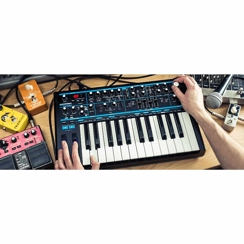 Novation Bass Station II 25-Key Monophonic Synthesizer | Reverb Novation Bass Station II 25-Key Monophonic Synthesizer | Reverb