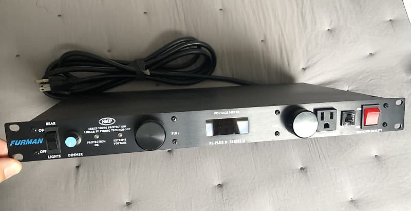 Furman PL-Plus D Series ll Power Conditioner with Voltmeter | Reverb
