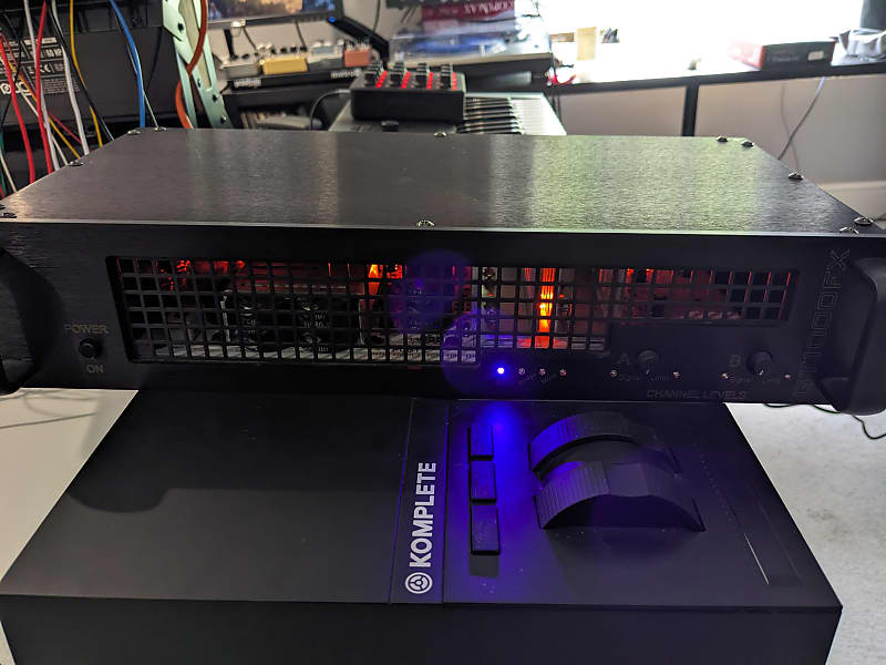 Matrix Amplification GT1000FX-2U Power Amplifier 2010s | Reverb