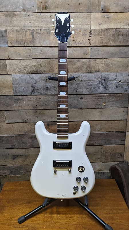 Epiphone Crestwood Custom (Tremotone) Electric Guitar Project | Reverb