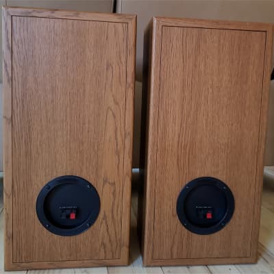 Infinity Reference Three 3-way Vintage Bookshelf Speakers | Reverb