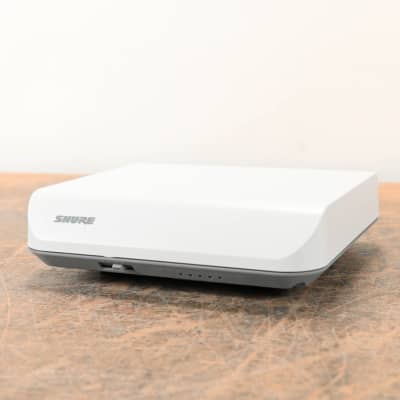 Shure UA864US Wall-Mounted Wideband Antenna - 470-698 MHz | Reverb