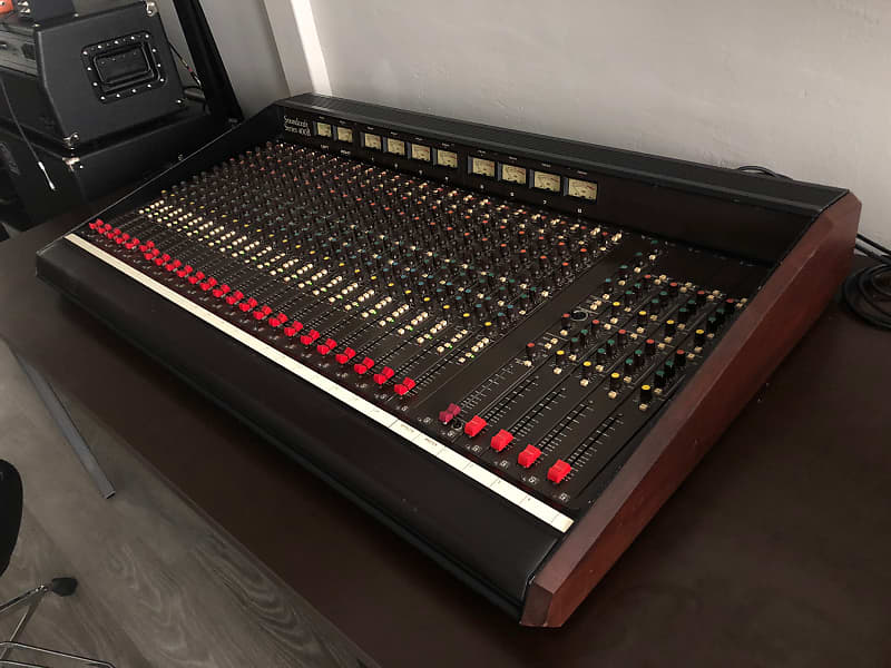 Soundcraft 400B | Reverb