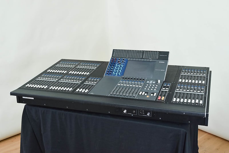 Yamaha M7CL-48 ES EtherSound Digital Audio Mixer (church | Reverb