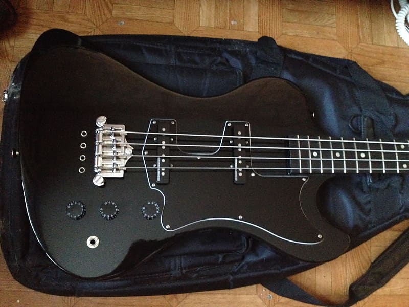 2012 Gibson RD Bass Krist Novoselic signature Nirvana RARE | Reverb