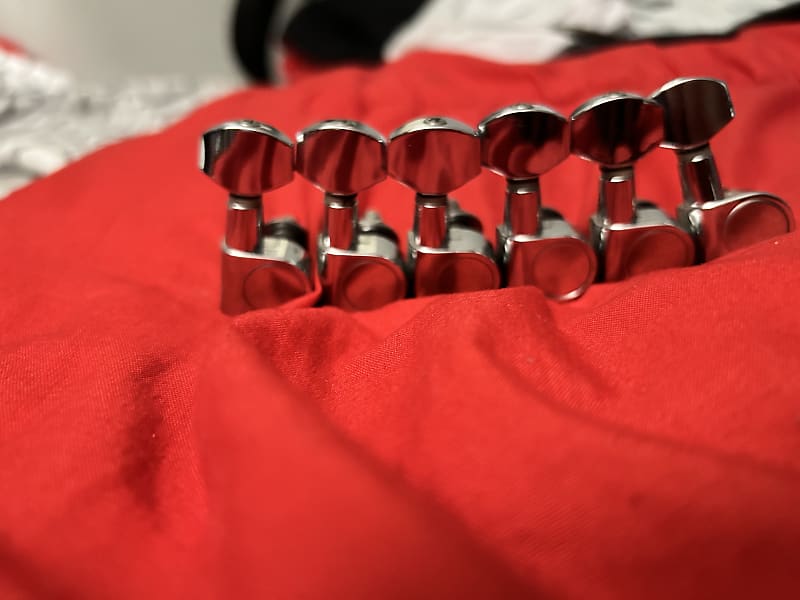 Squier Stratocaster / Telecaster 2 Pin Tuners / With String | Reverb Squier Stratocaster / Telecaster 2 Pin Tuners / With String | Reverb