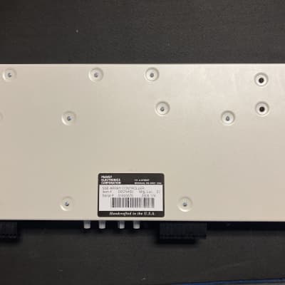 Peavey SSE Line Array Speaker system with Subs, Controller | Reverb