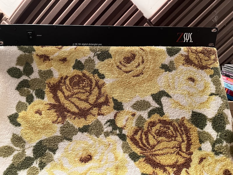 Zsys z-16.16r Digital Detangler Pro - Black | Reverb