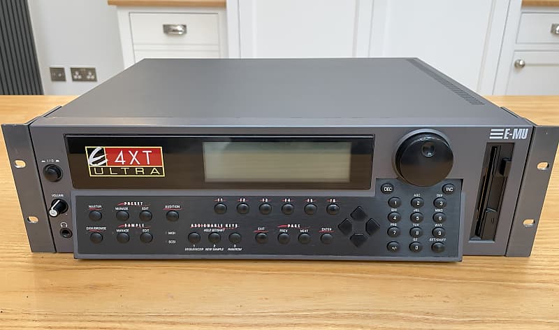 4XT Ultra Sampler - E-MU Systems | Reverb