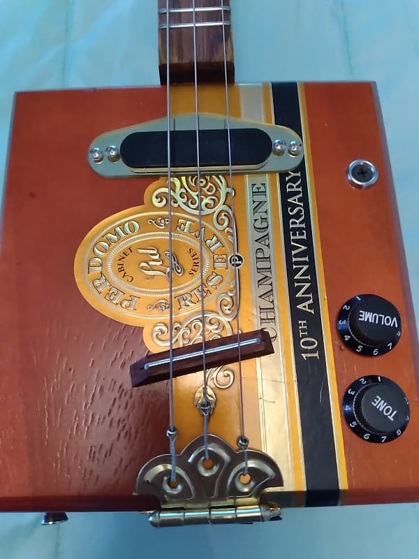 Gizmo Guitars 3 String 2022 Maple/Oak Stain. | Reverb