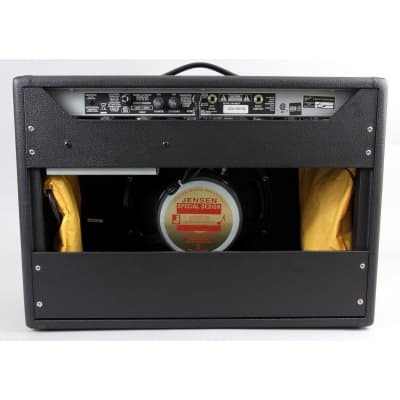 Fender '65 Deluxe Reverb Reissue 22-Watt 1x12" Guitar Combo | Reverb