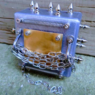 noise box/percussion/noise instrument/metal junk-BANEBAKO- | Reverb