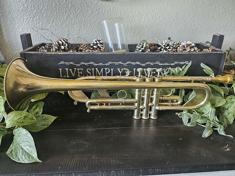 Getzen Genesis Rick Braun Signature 2010's - Brushed Gold | Reverb