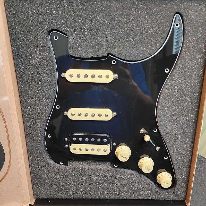 Fender Player Plus HSS Loaded Pickguard - black and cream | Reverb