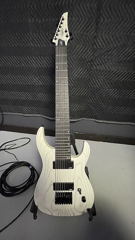 Legator Performance 8 - White | Reverb