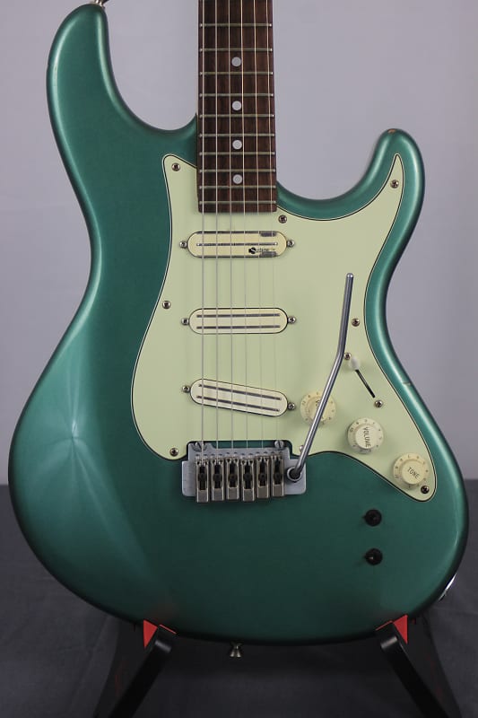 Fernandes Retrorocket Elite w/ Sustainer- Green Metallic | Reverb