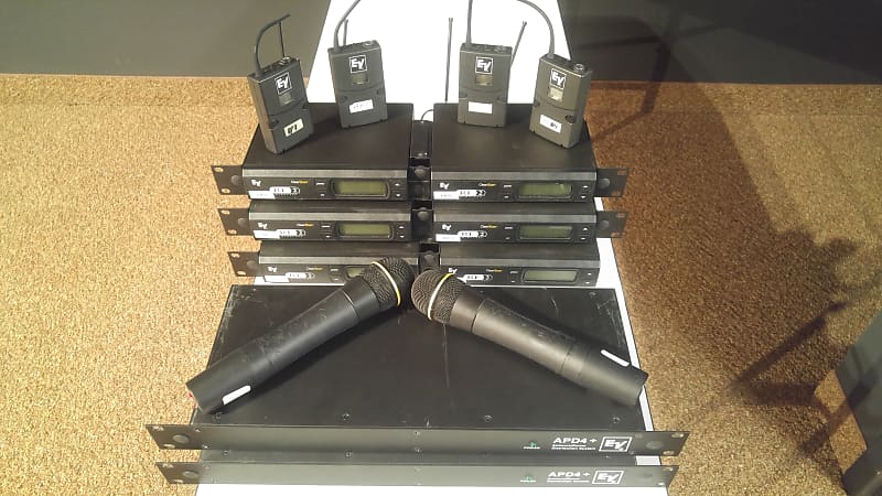 EV APD4+ Antena/Pwr distribution(2) EV RE2 Wireless belt | Reverb